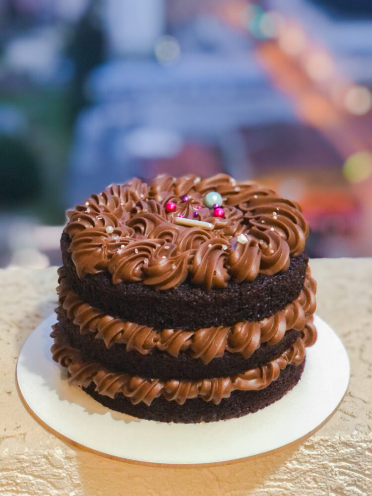 CONFEITARIAS PARA ENCOMENDAR SEU BOLO DE ANIVERSÁRIO - Curitidoce
