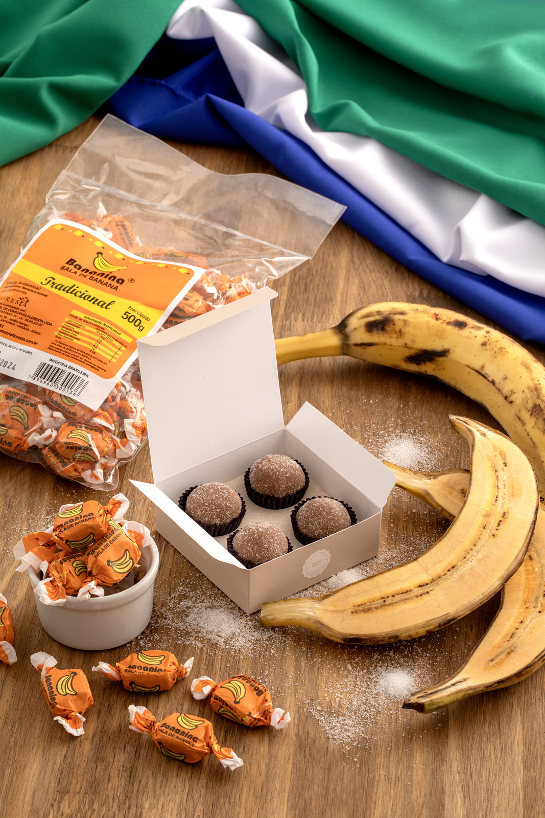 O FAMOSO BRIGADEIRO E BANANINA FAZEM COLLAB E LANÇAM O BRIGADEIRO DE ...